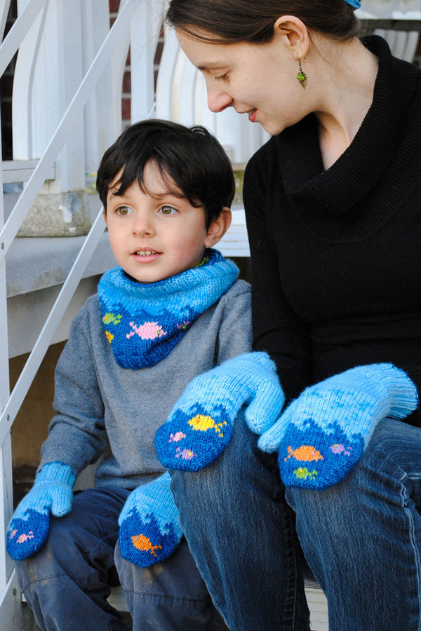 Fish in the Sea Mittens knitting pattern - Sweet Paprika Designs